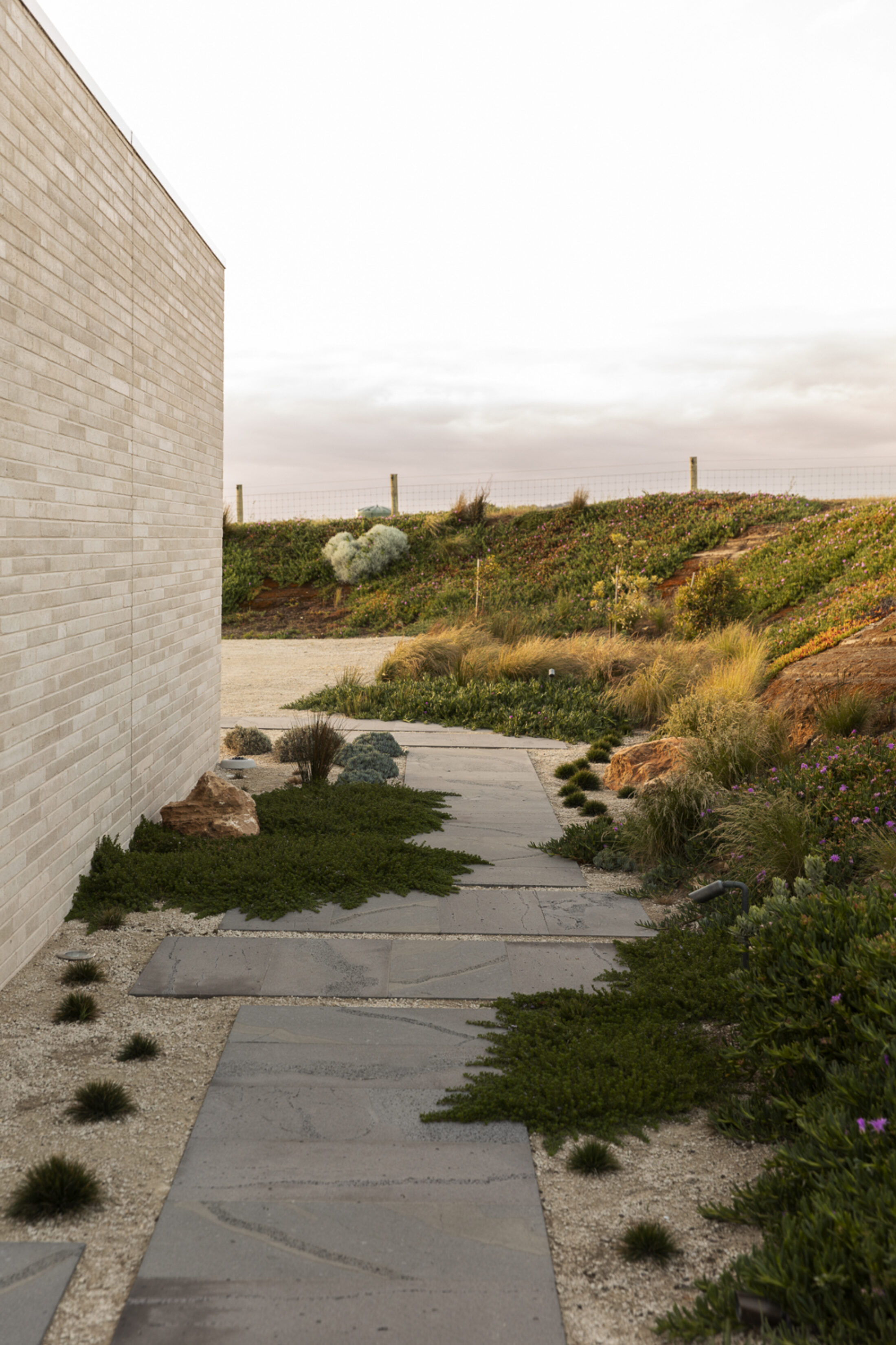 Illowa Cliffs - BWLA
